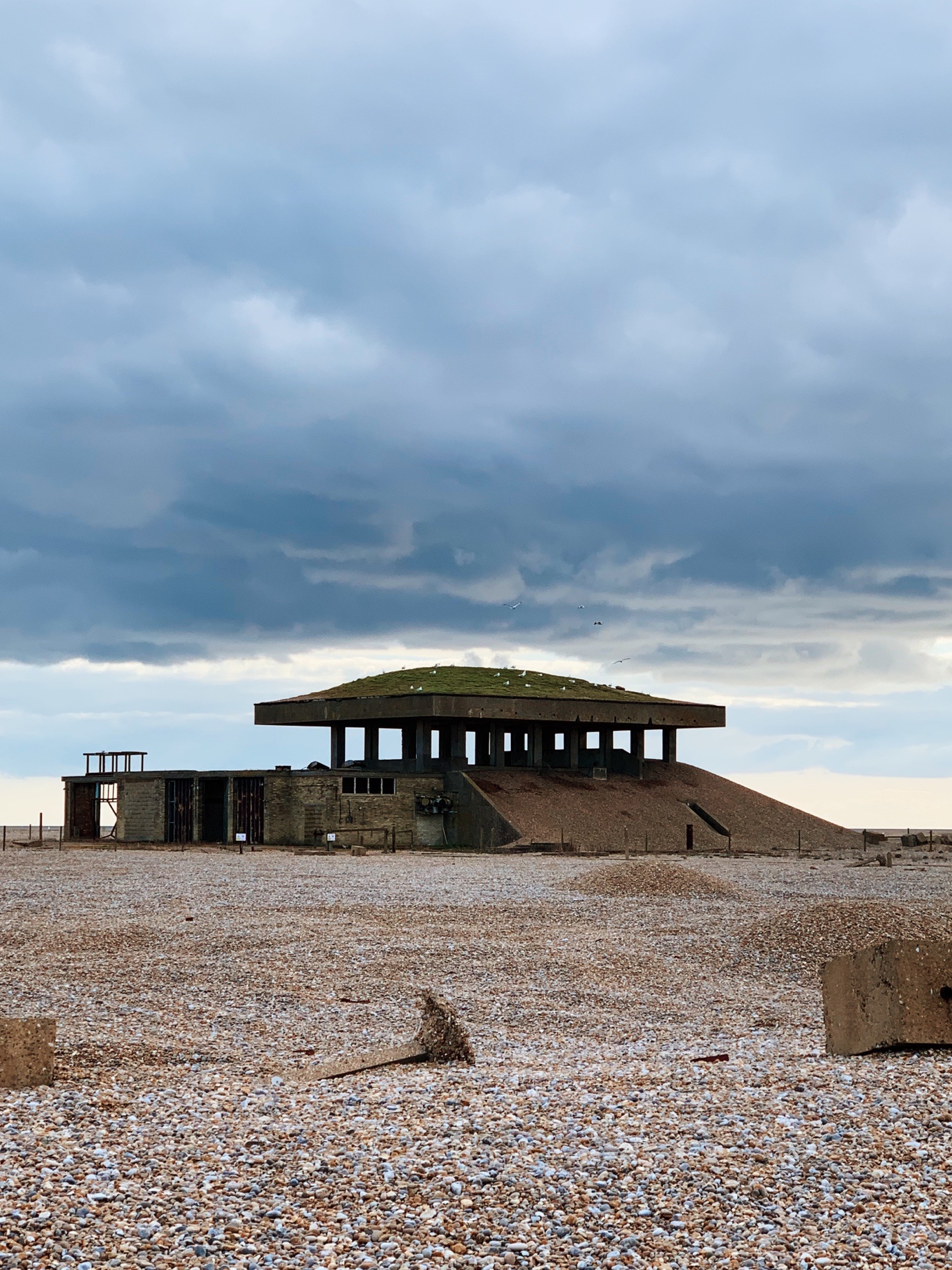 Field Trip to the End of the World | Leonard Yip